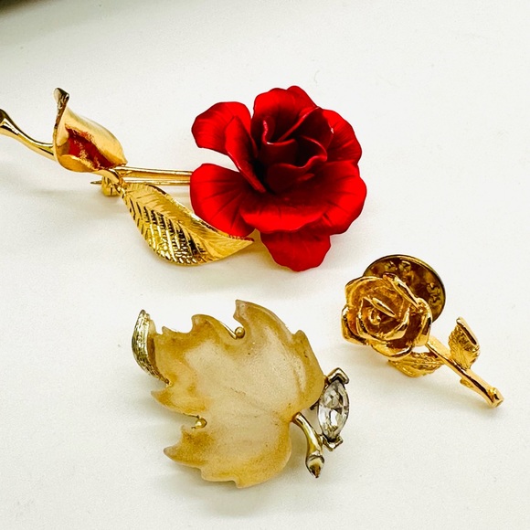 Jewelry | Vintage Red Rose Flower Brooch Lot | Poshmark